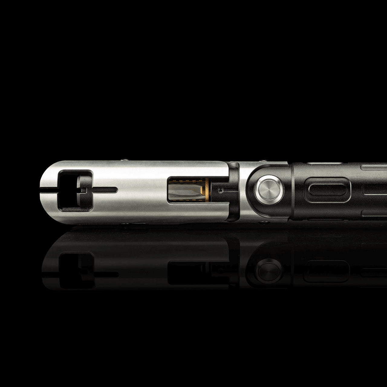 Neo Korvus Brushed Silver Black – Sabertrio